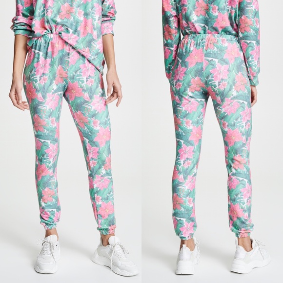 Wildfox | Pants & Jumpsuits | Nwt Wildfox Island Floral Holiday Pant ...